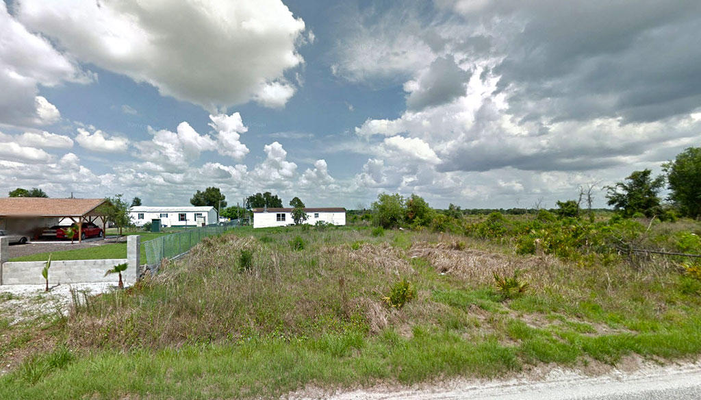 Rural Gem Near Lake Parrish | LandCentral