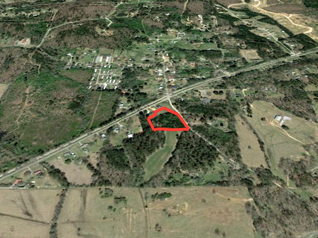 Amazing 3 Acres with Southern Charm | LandCentral